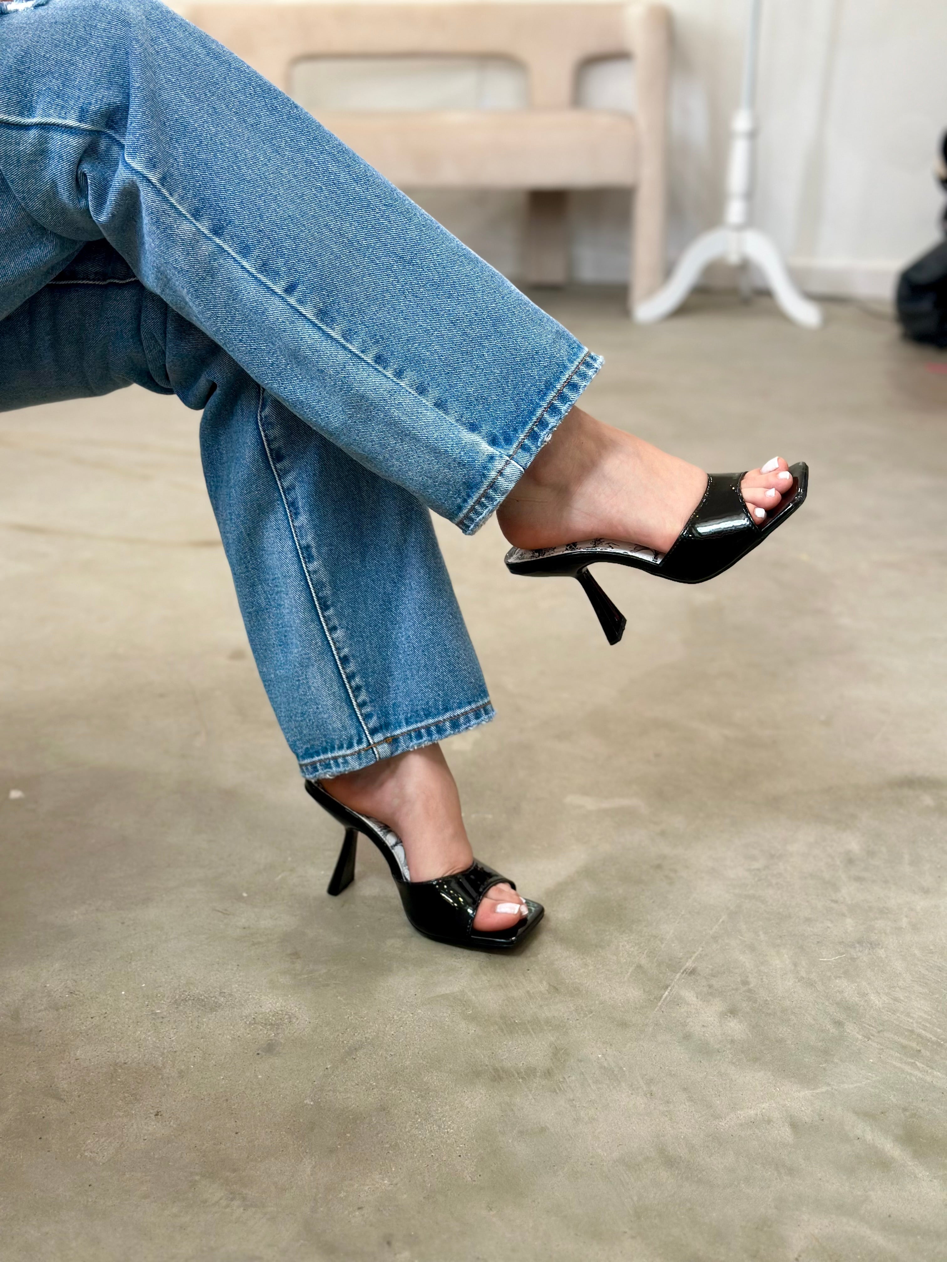 Monaco Mule Sandals – Valeria'S Boutique