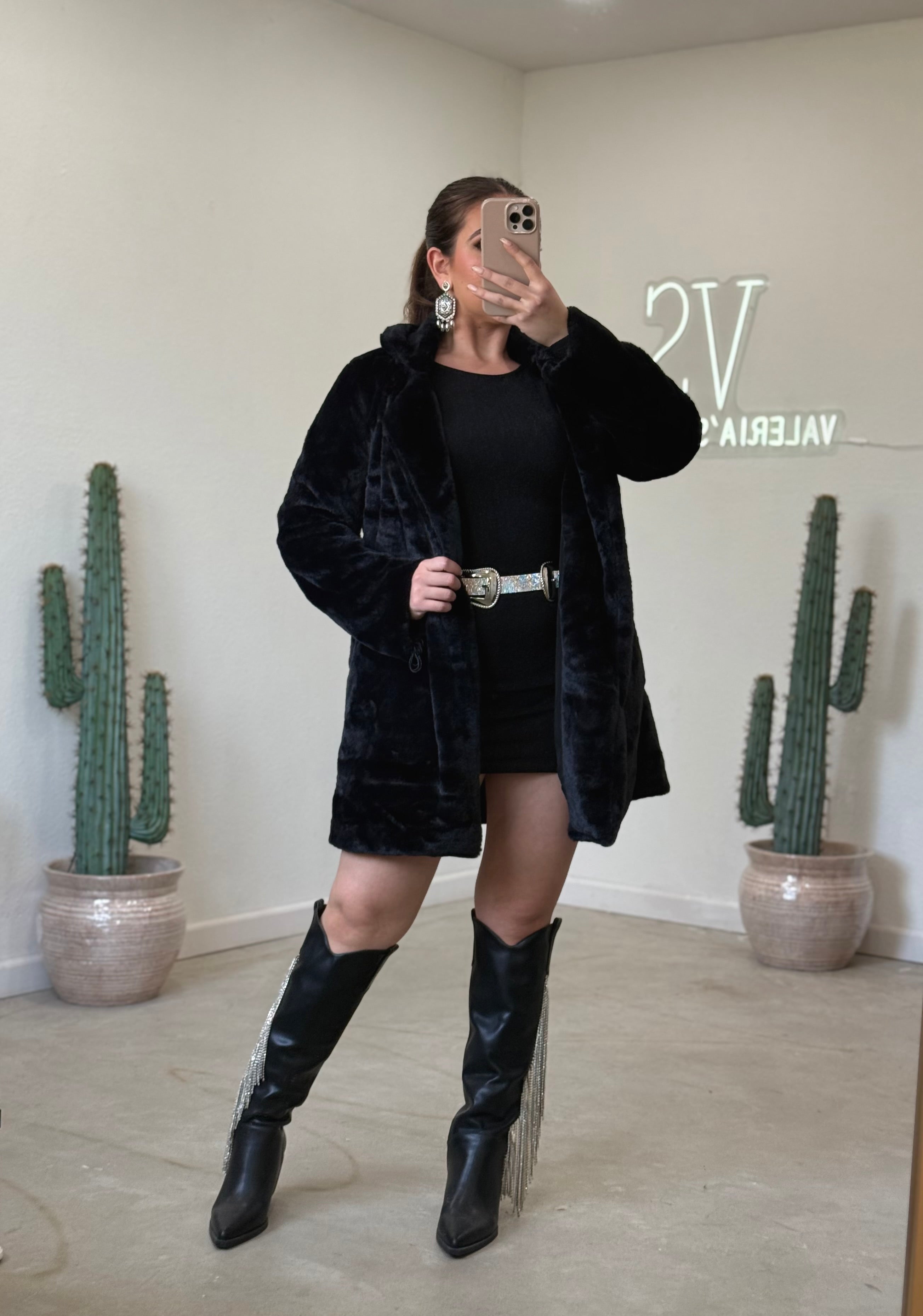Eva Fur Coat (Black) – Valeria'S Boutique